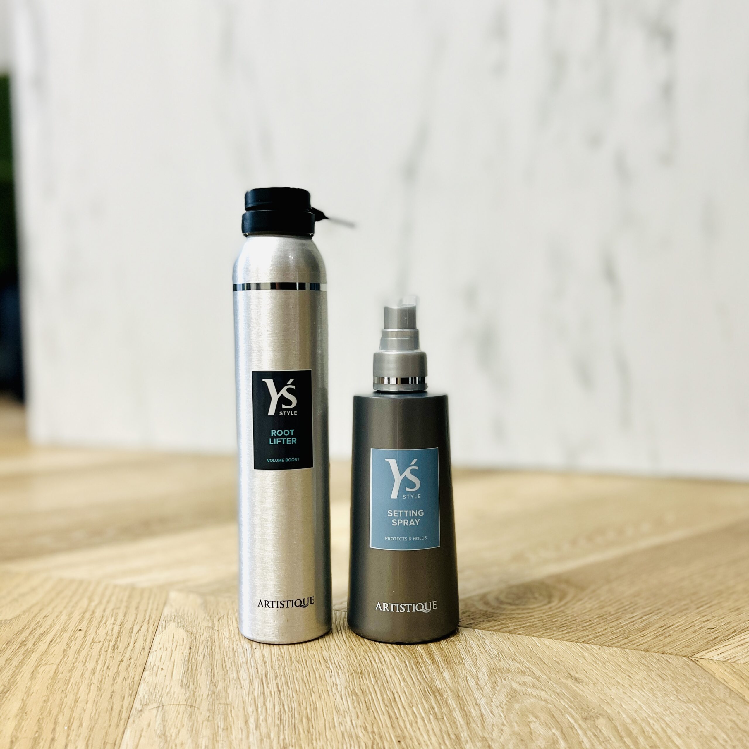 Versteviging haar | Haarlak | Haarspray | Glans en volume | ByLinn